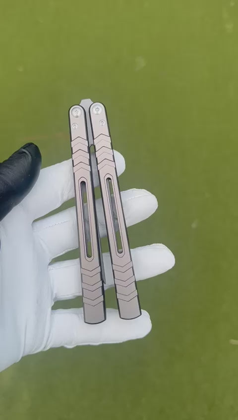 The Monarch - Butterfly Divot Repair Tool
